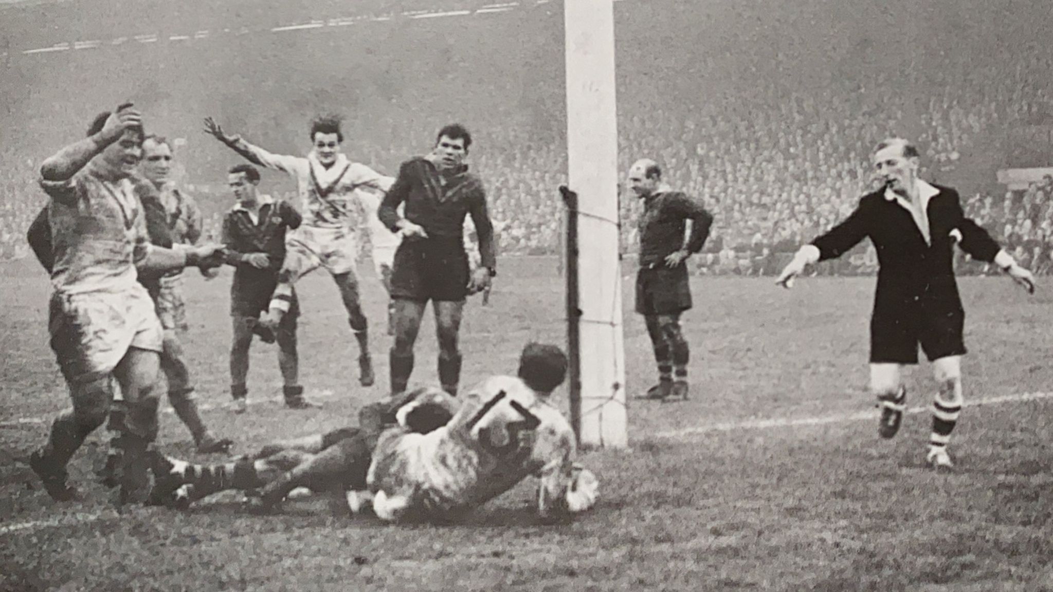 Phil Clarke: A privilege to talk to Johnny Whiteley for Golden Point ...