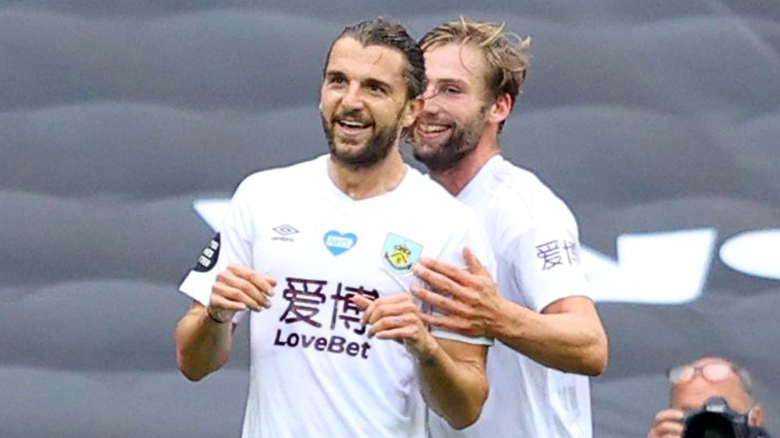 West Ham 0-1 Burnley: Nick Pope stars as Jay Rodriguez pushes Sean ...