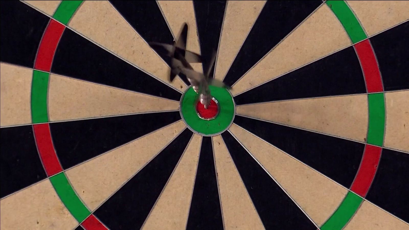 Whitlock hits double bull checkout! | Darts News | Sky Sports