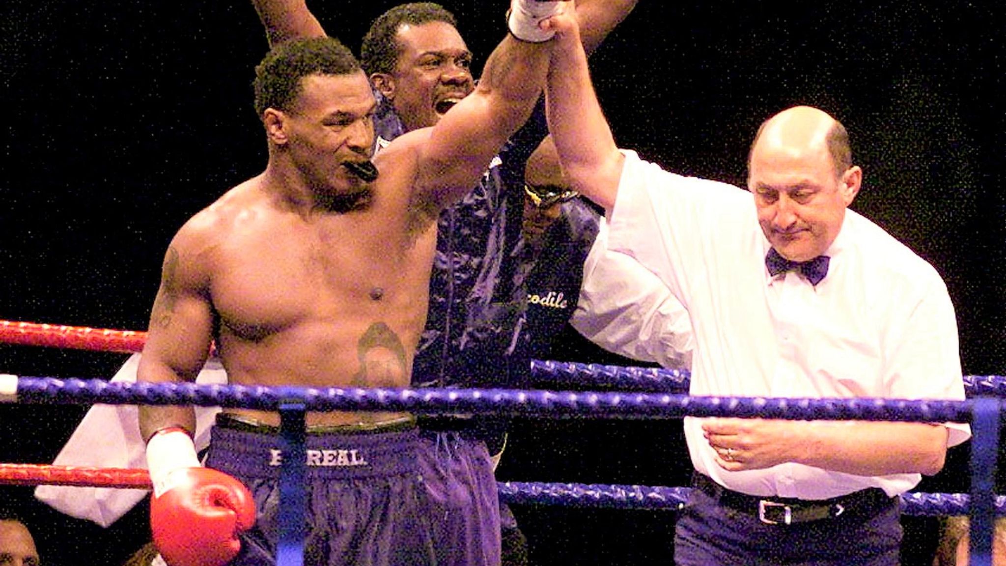 Mike Tyson: Johnny Nelson reveals how he traded insults with Mike Tyson ...