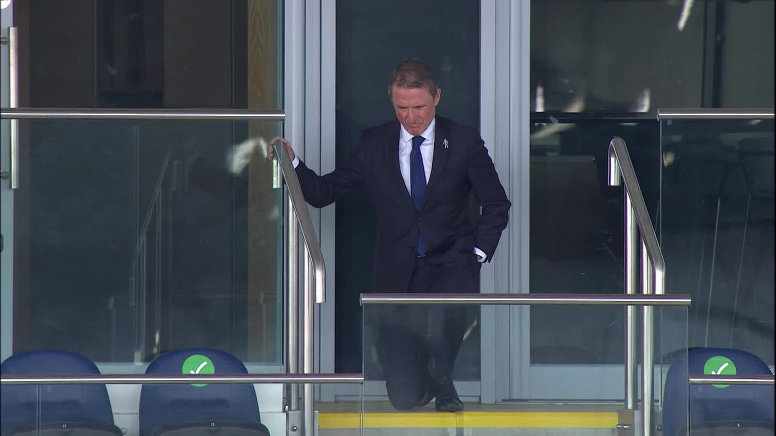 Players take the knee | Rugby League News | Sky Sports