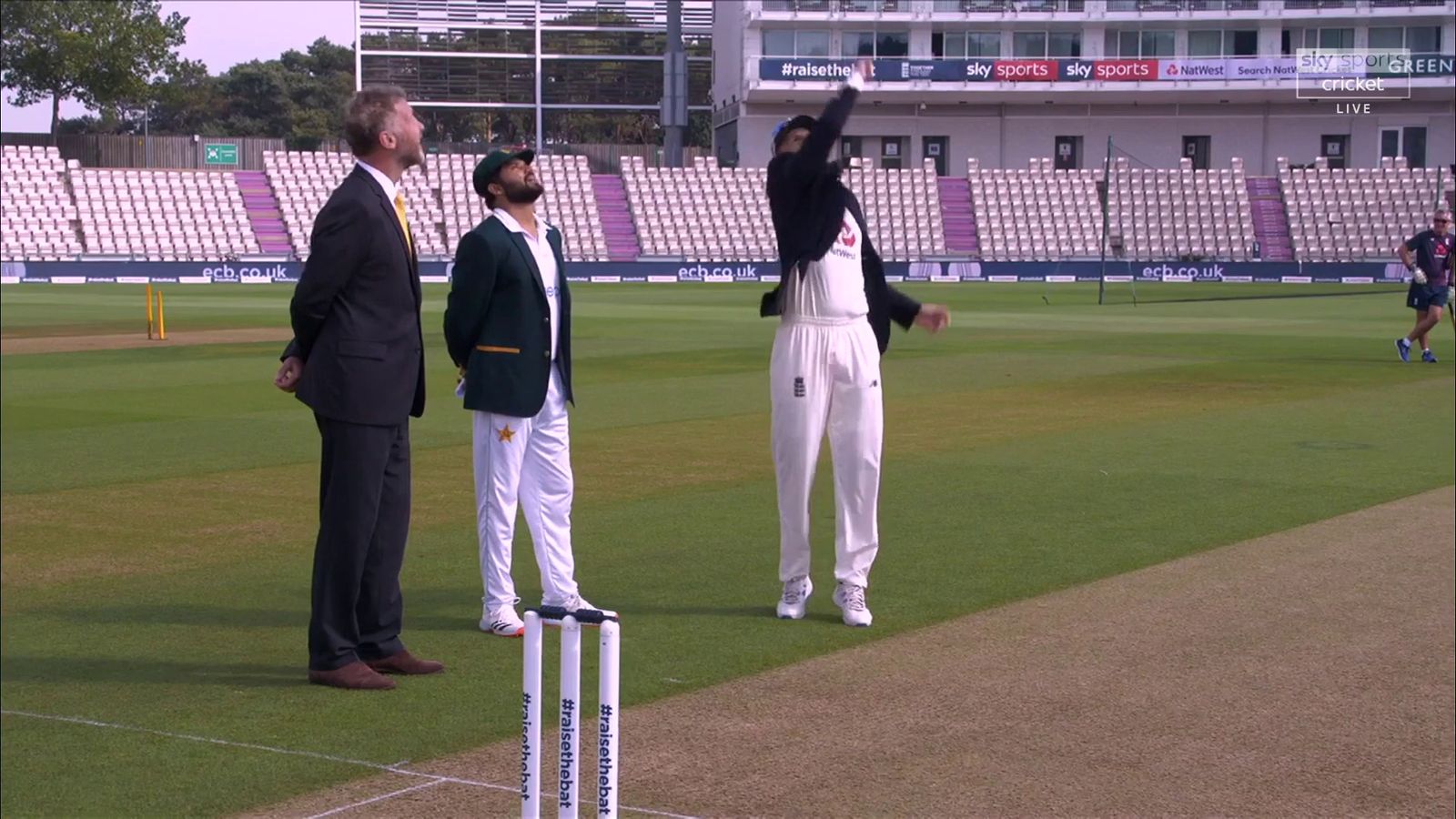 Eng v Pak Test 2: The Toss | Cricket News | Sky Sports