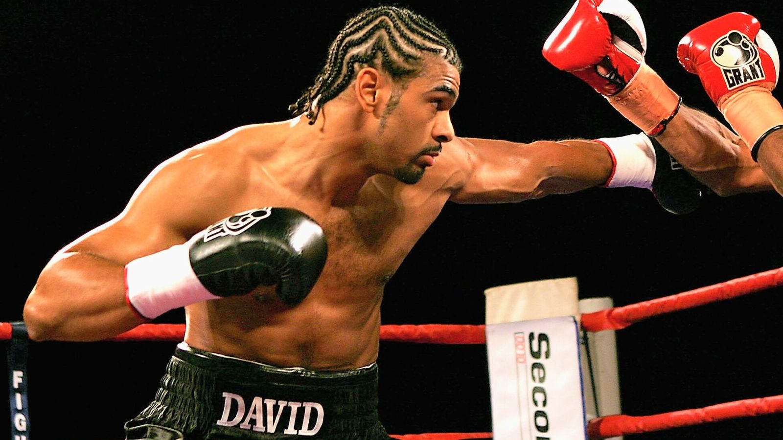 David Haye's unbeaten record nearly ended in seventh fight as he was ...