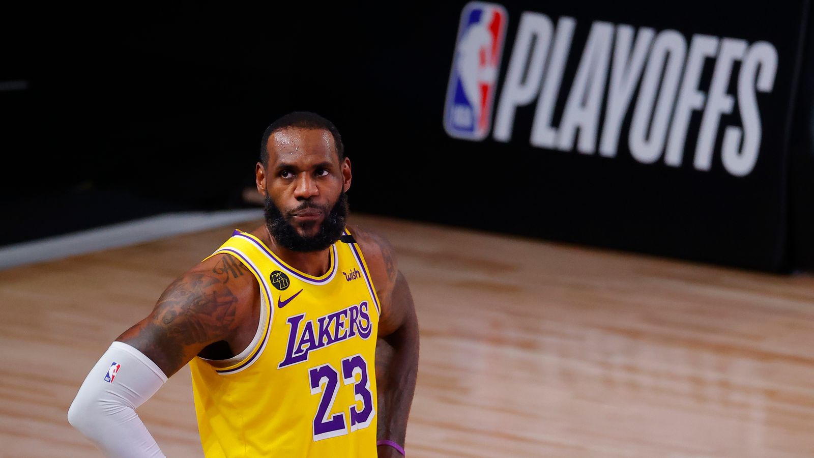 LeBron goes strong to the hoop for 'And 1' | NBA News | Sky Sports
