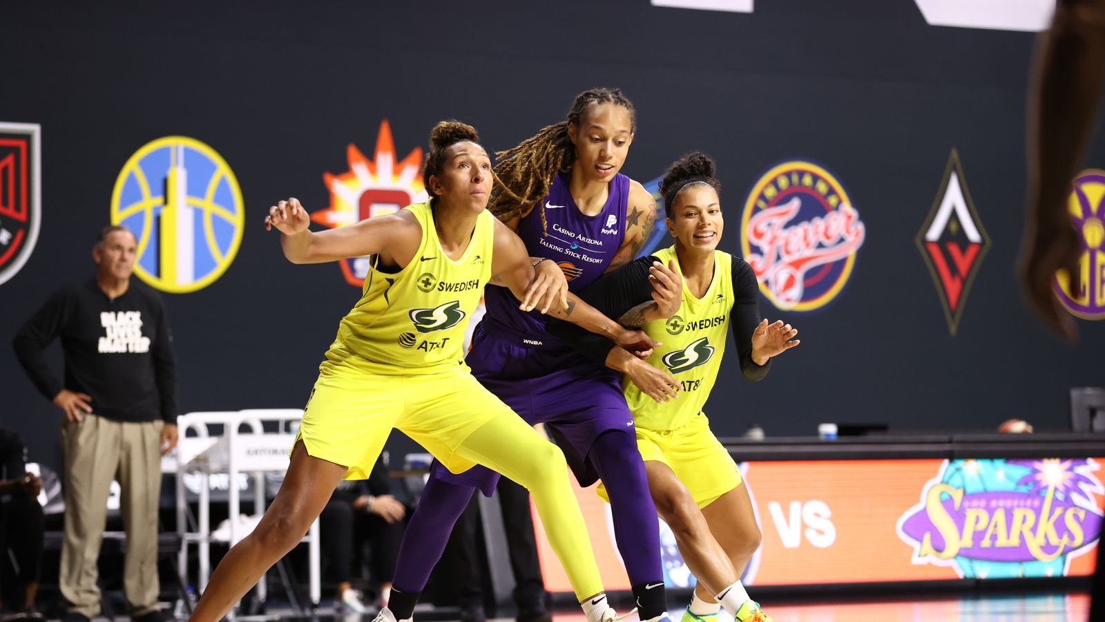 WNBA: Allie Quigley's 22 points help Chicago Sky beat Connecticut Sun ...