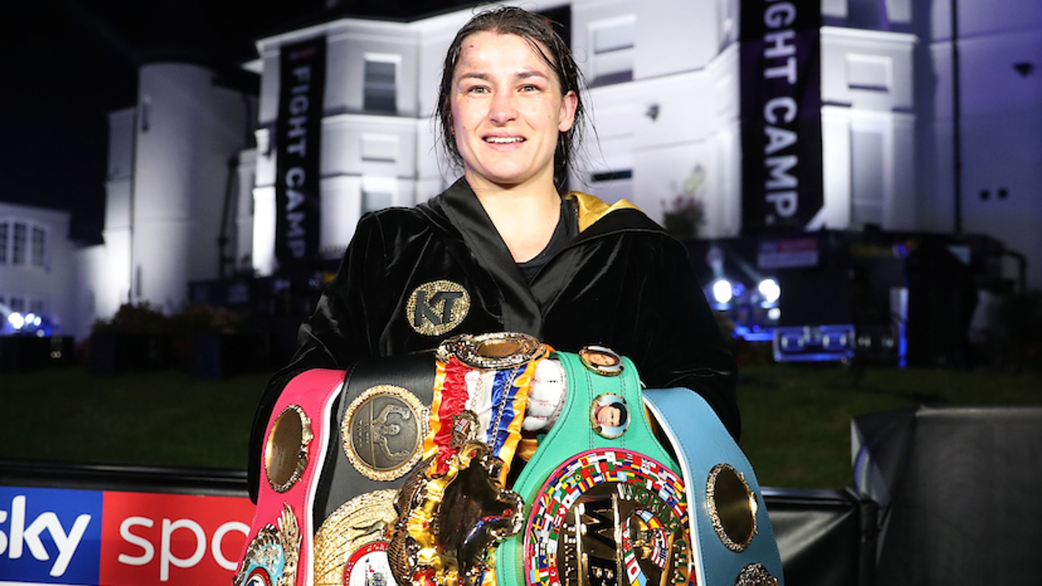 Katie Taylor tops triple-header of women's world title fights with ...