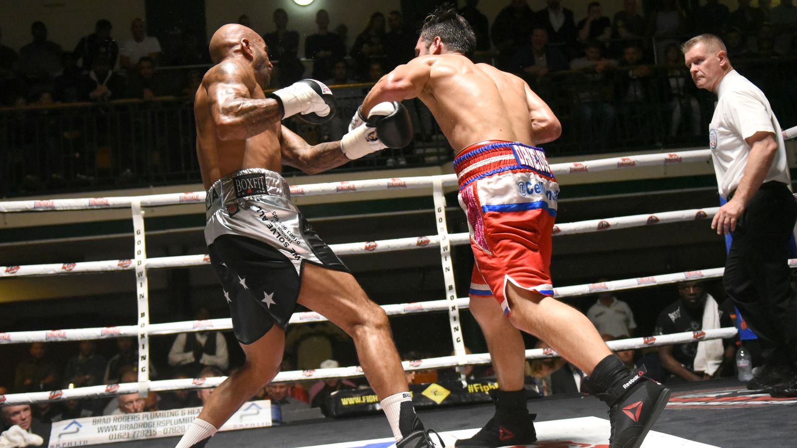 Lee Cook is the record-setting boxing referee – these are his secrets ...