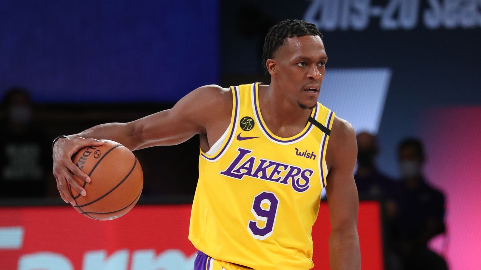 Rondo connects with over-the-backboard floater | NBA News | Sky Sports