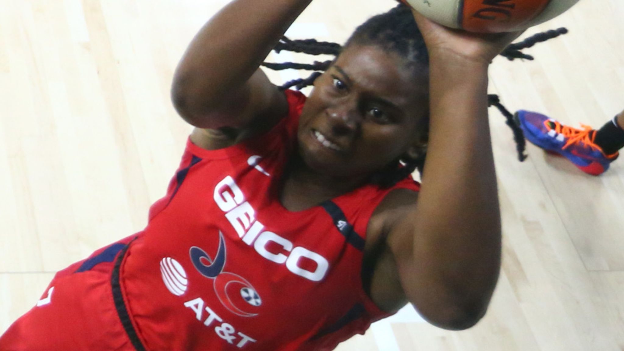 WNBA: Washington Mystics beat Atlanta Dream to clinch final playoff ...