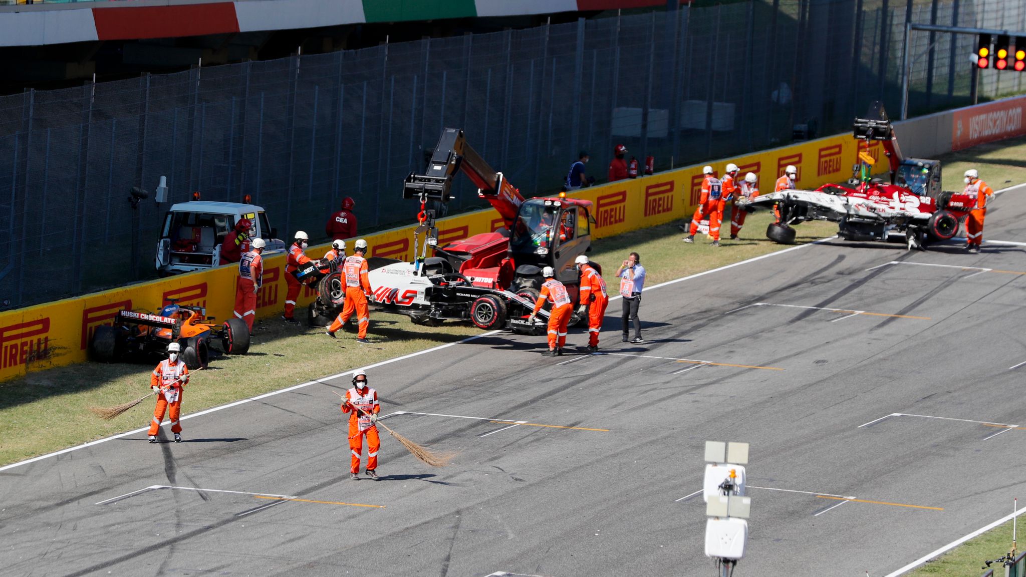 Tuscan GP chain-reaction F1 crash: Explaining what happened | F1 News ...