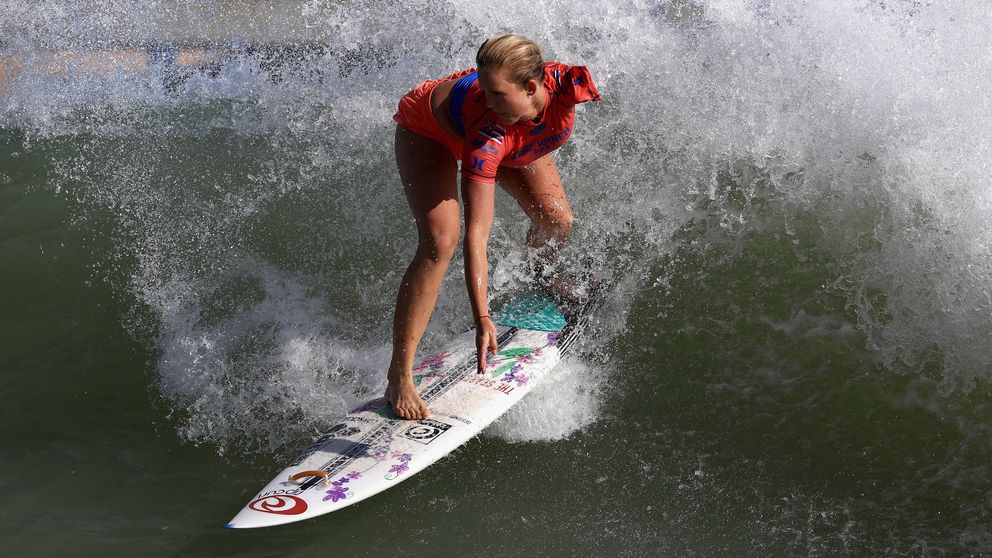 Life Lessons Through Sport: Bethany Hamilton on surfing after a shark ...