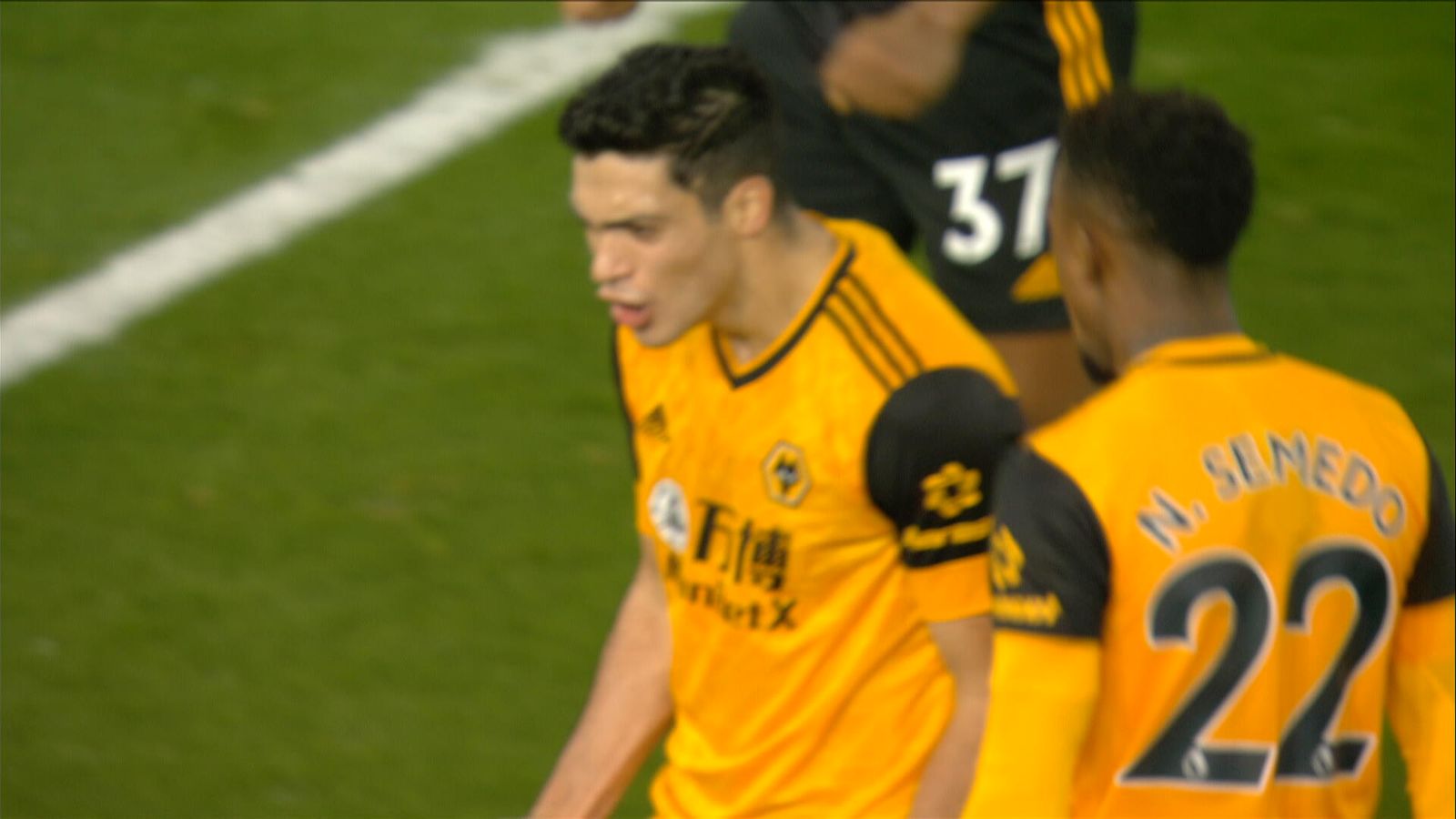 Jimenez rocket gives Wolves the lead! (80) | Football News | Sky Sports