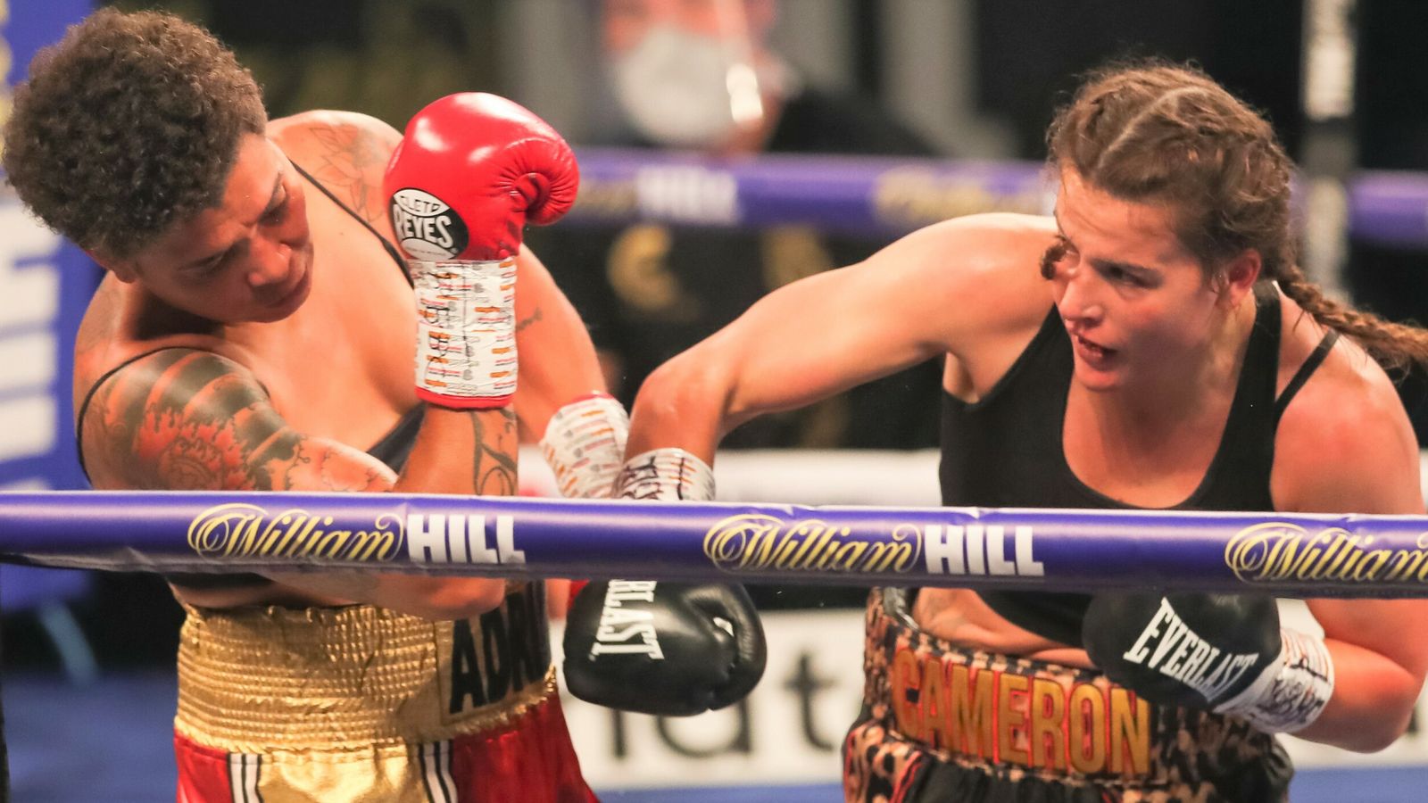 Chantelle Cameron crowned as WBC champion after shutout points win over ...