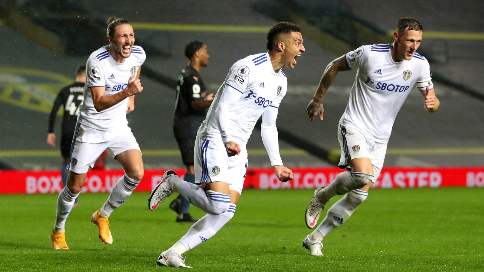 Leeds 1 - 1 Man City - Match Report & Highlights