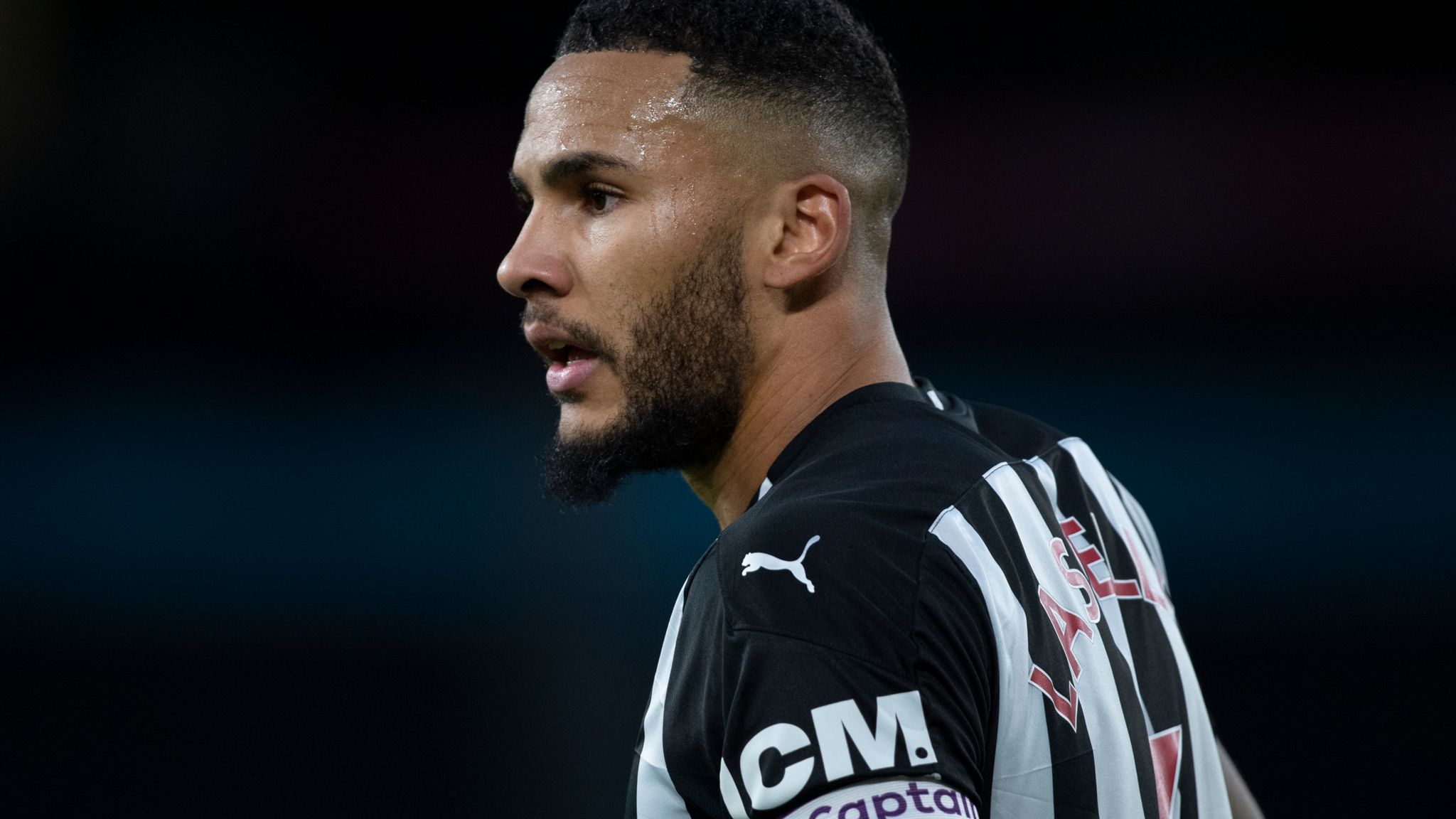 Jamaal Lascelles: Steve Bruce says Newcastle captain 'major' doubt for ...