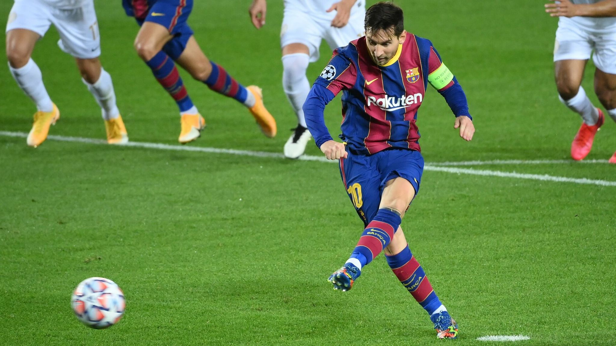 Lionel Messi sets new record - Champions League round-up | Football ...