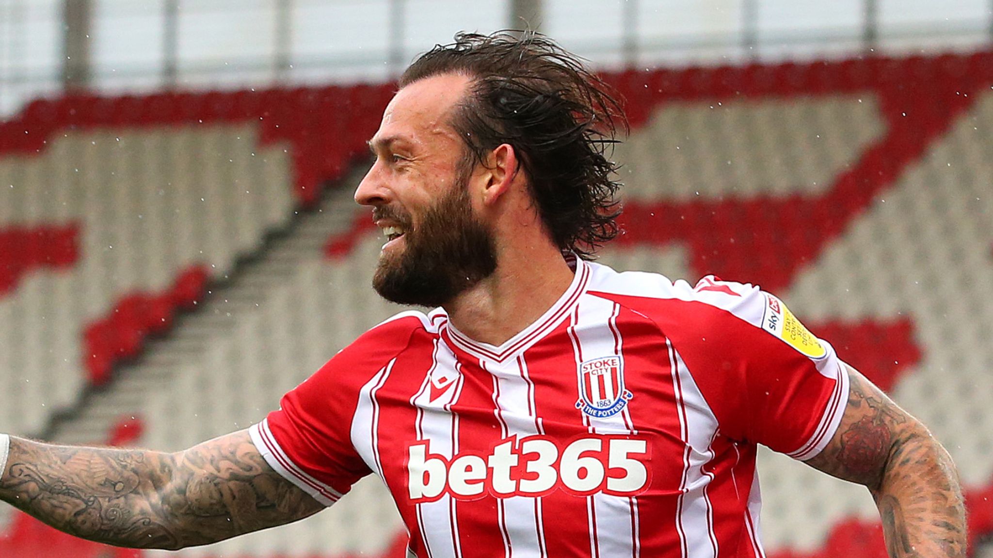 Stoke 3 - 2 Brentford - Match Report & Highlights