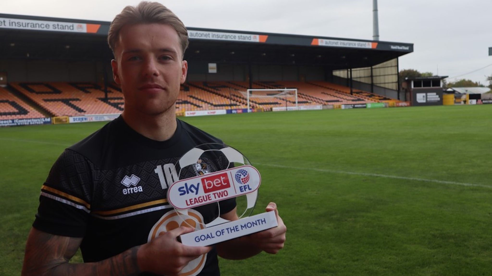 Fraizer Campbell wins Sky Bet Championship Goal of the Month award for ...