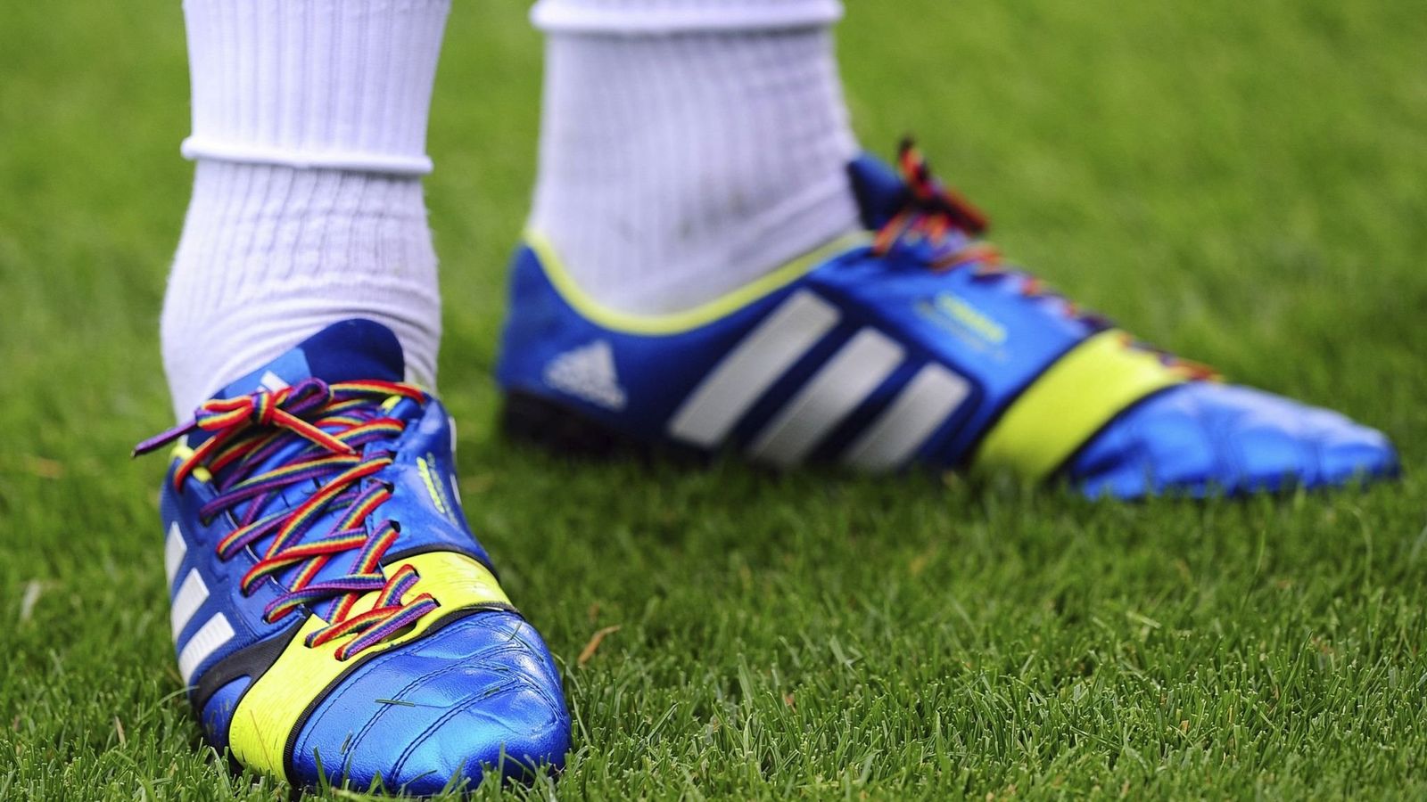 Premier League lead way in support of Rainbow Laces campaign | Football ...