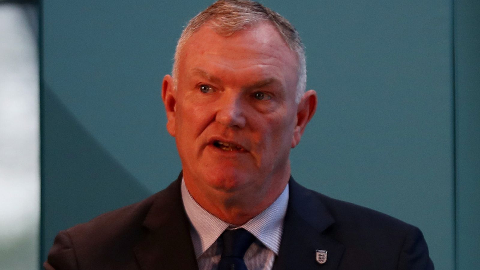 Greg Clarke resigns as FA chairman after apologising for saying ...