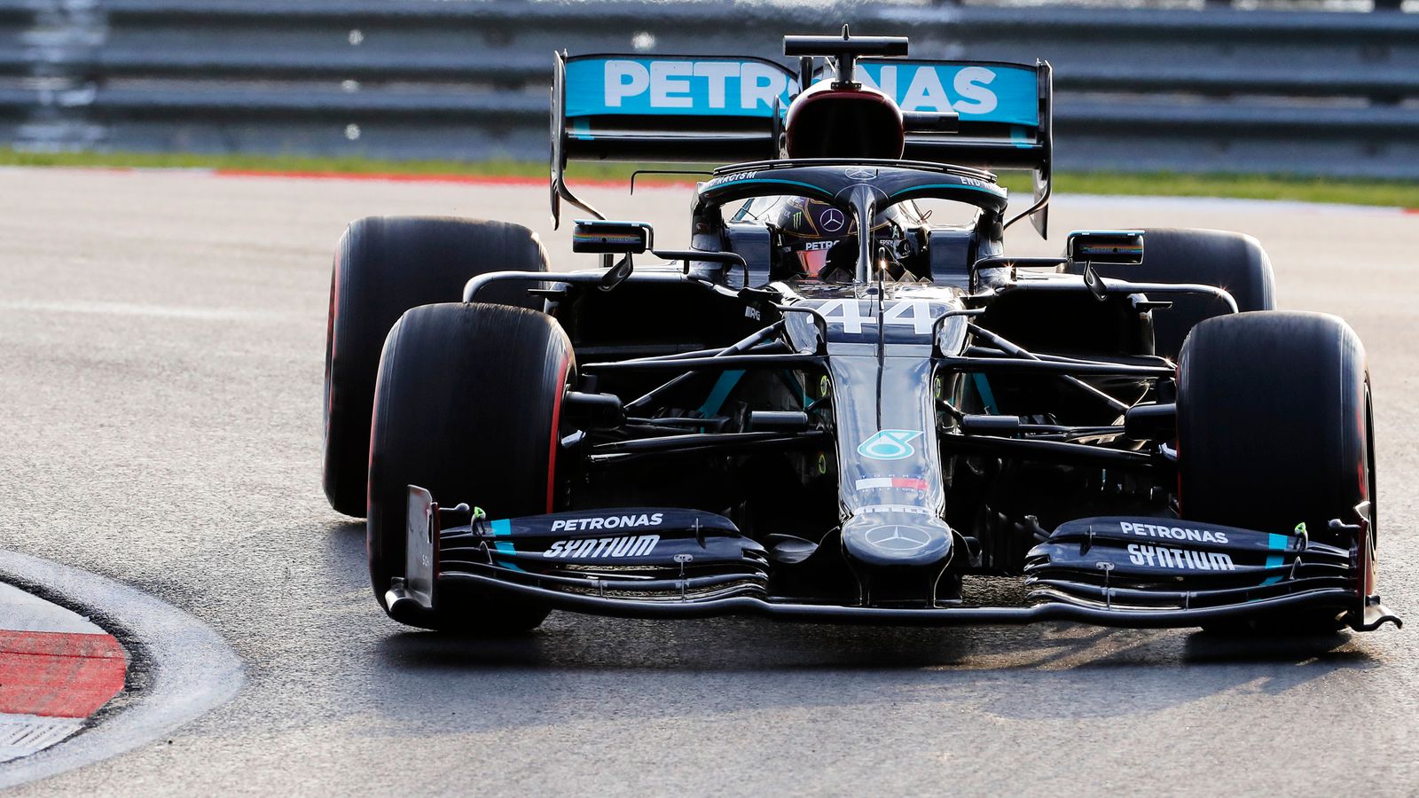Lewis Hamilton on 'terrifying' slippery Turkish GP track as drivers ...