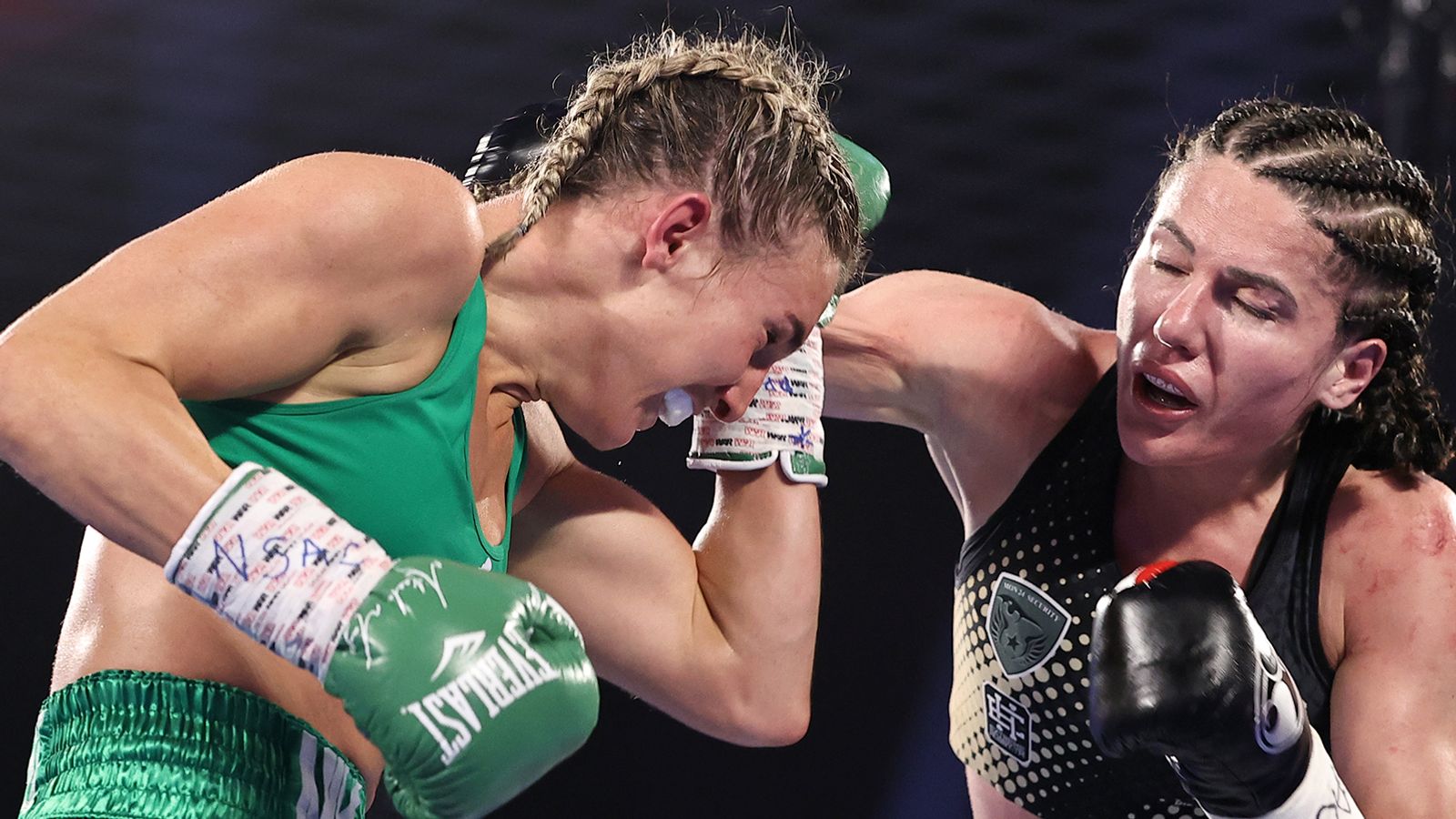 Mikaela Mayer wins WBO belt from Ewa Brodnicka then calls out Terri ...