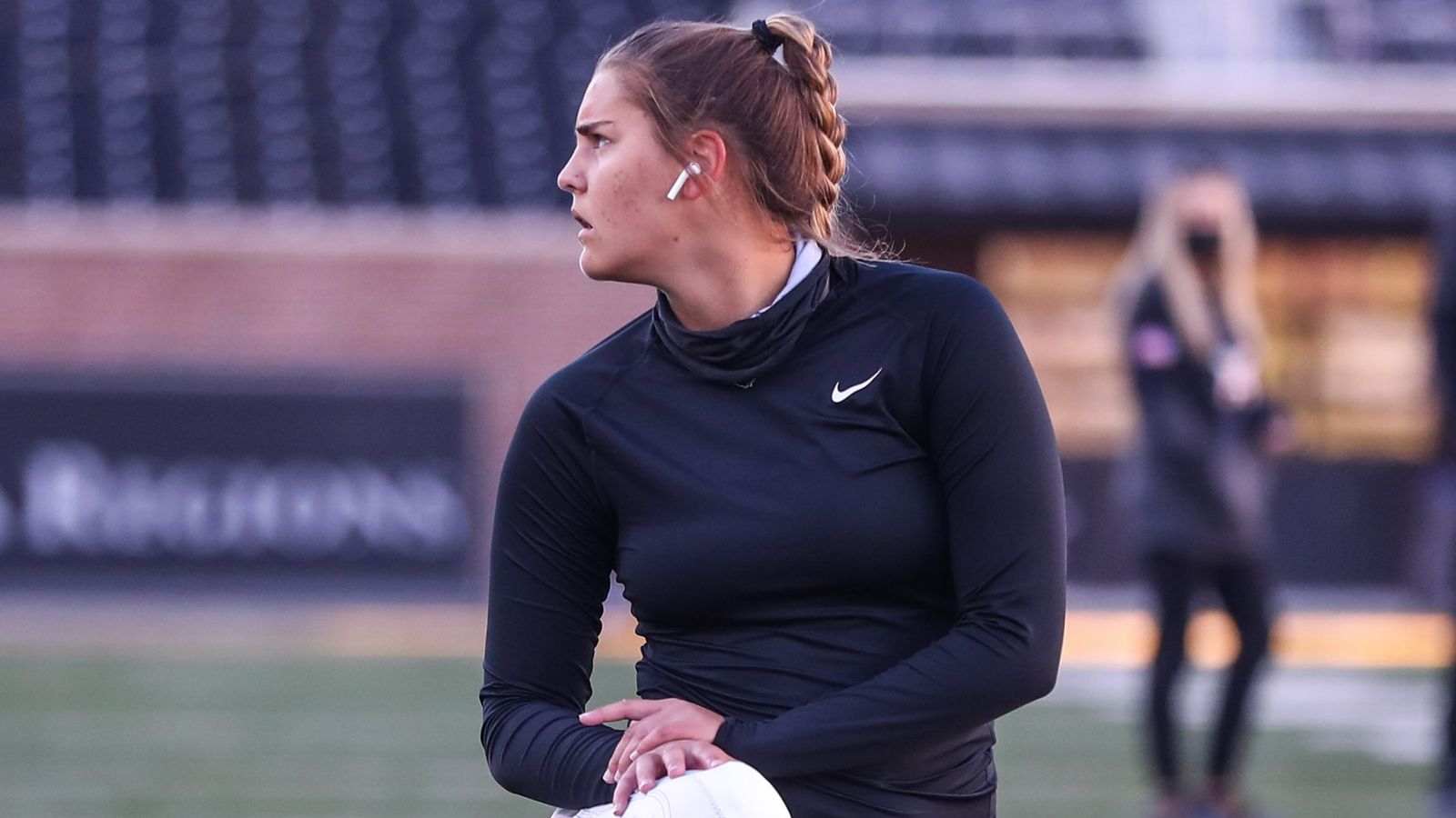 Sarah Fuller makes history as first woman to play Power Five college ...