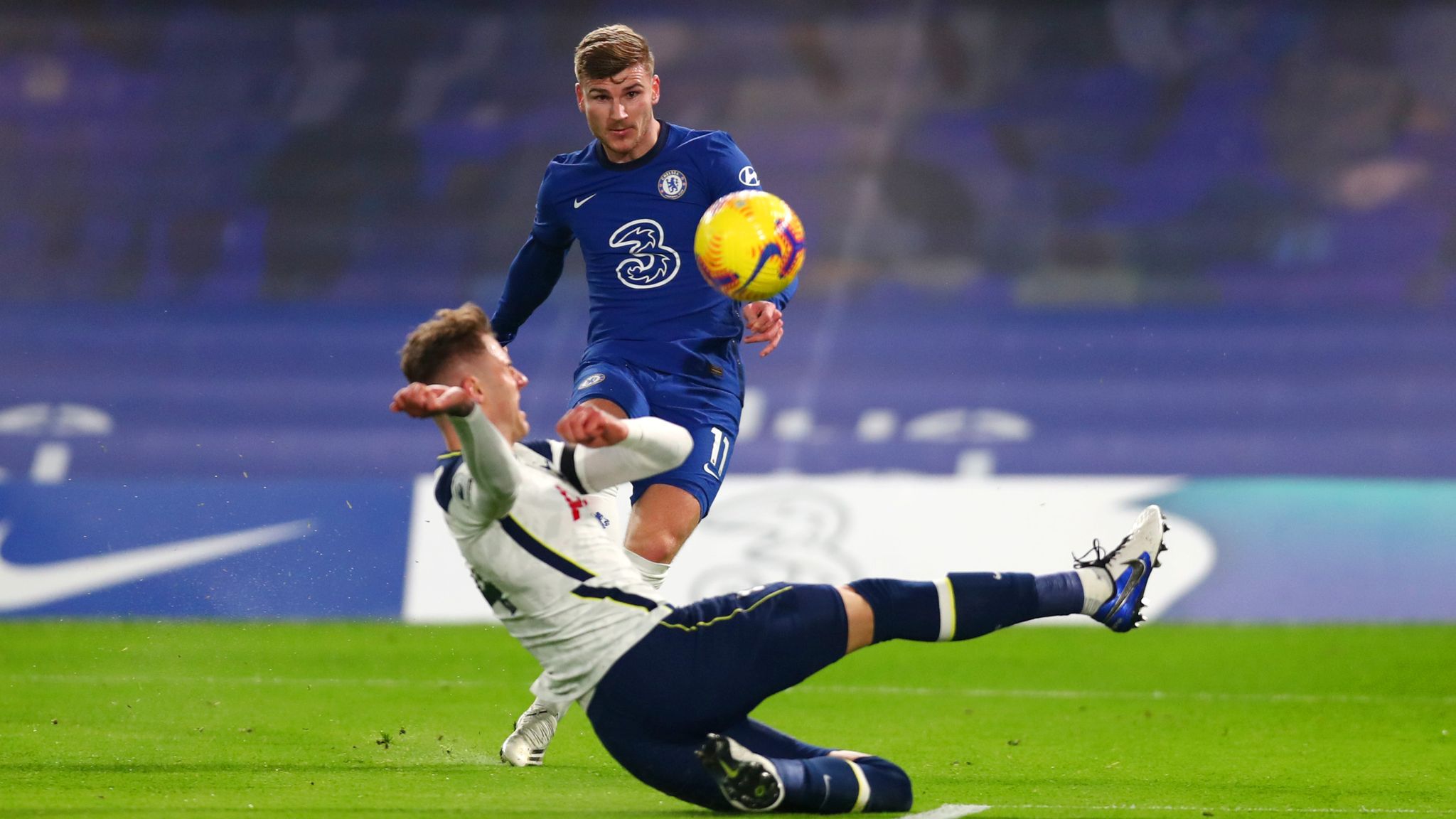 Chelsea 0-0 Tottenham: Stamford Bridge stalemate sends Spurs top of ...