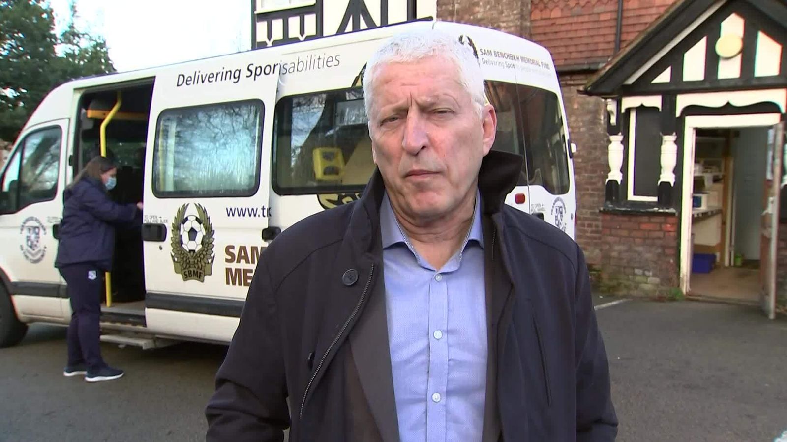 Tranmere delivering 1,000 Christmas hampers | Football News | Sky Sports