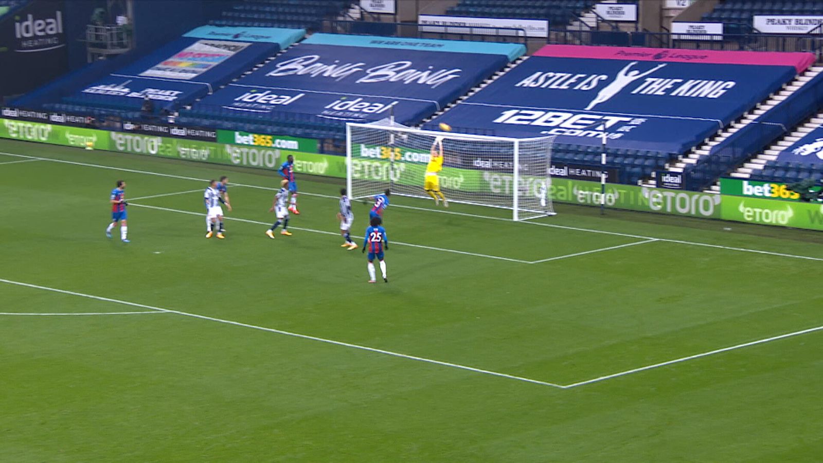 Furlong header hits crossbar! (18) | Football News | Sky Sports