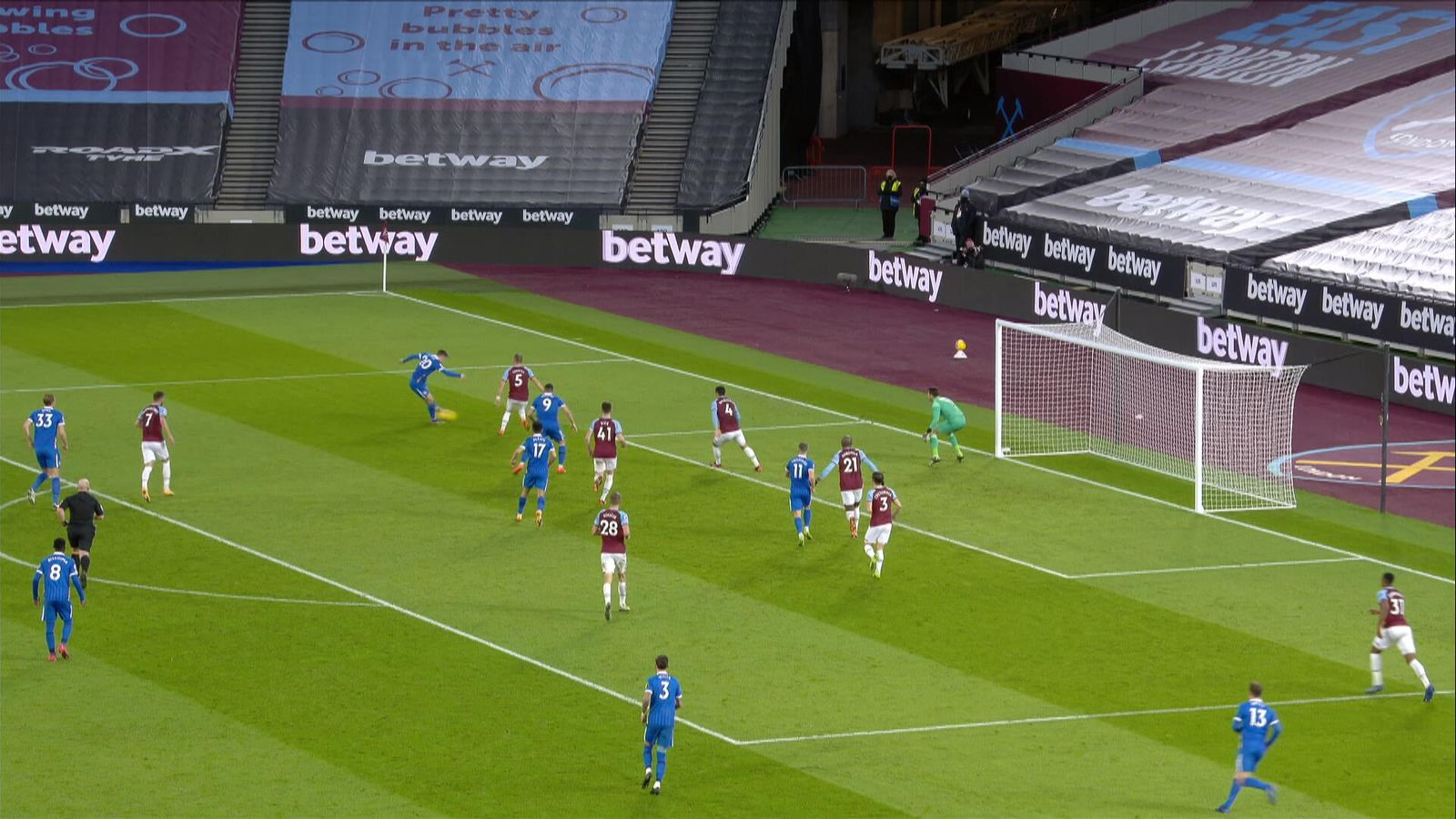 March's shot drags wide (84) | Football News | Sky Sports