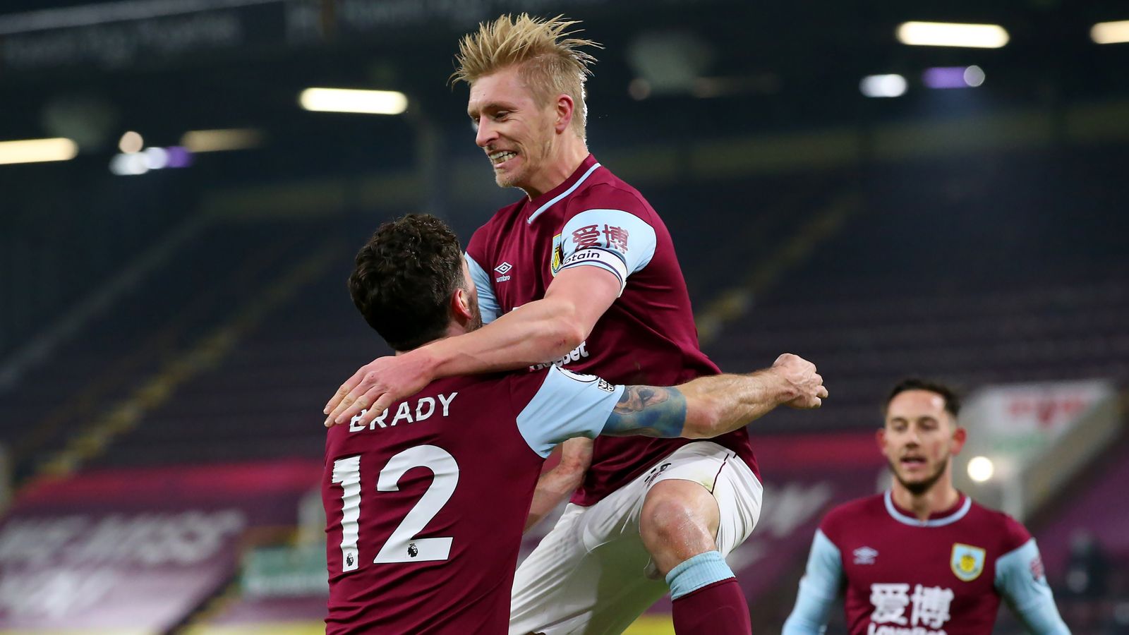 Burnley 1-0 Sheffield United: Ben Mee header lifts Clarets to 16th ...