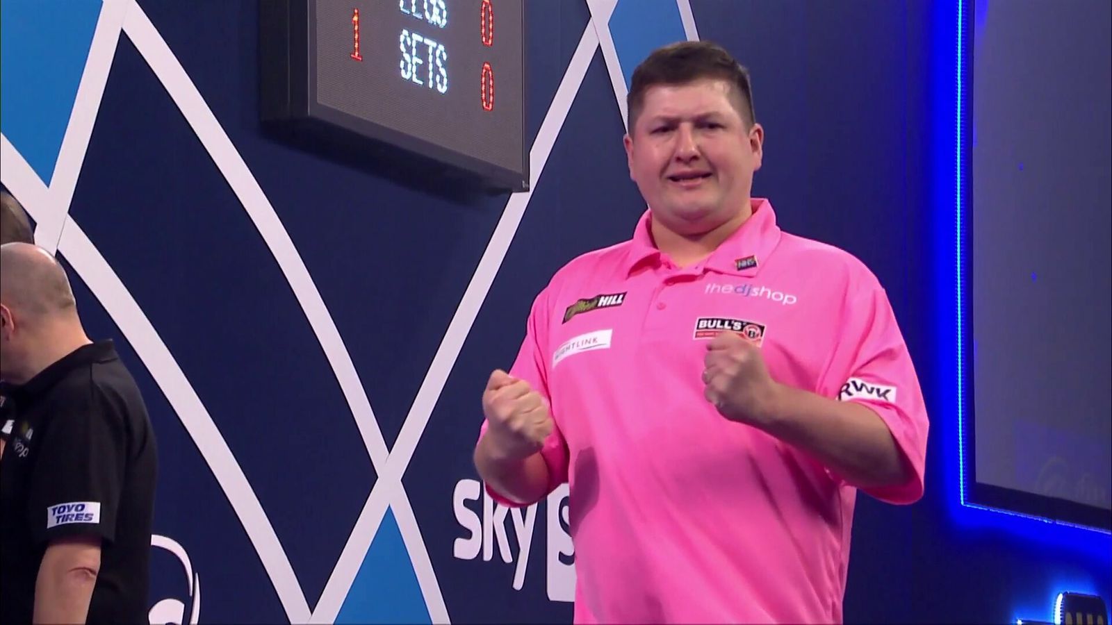 Brown claims set with 126 checkout | Darts News | Sky Sports
