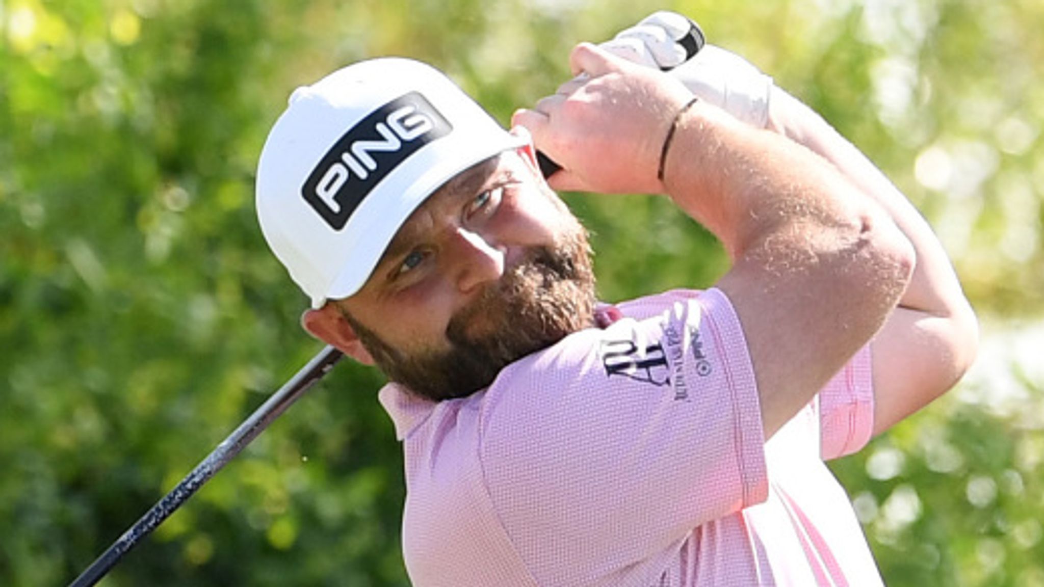 Golf in Dubai Championship: Andy Sullivan leads after bogey-free 61 ...