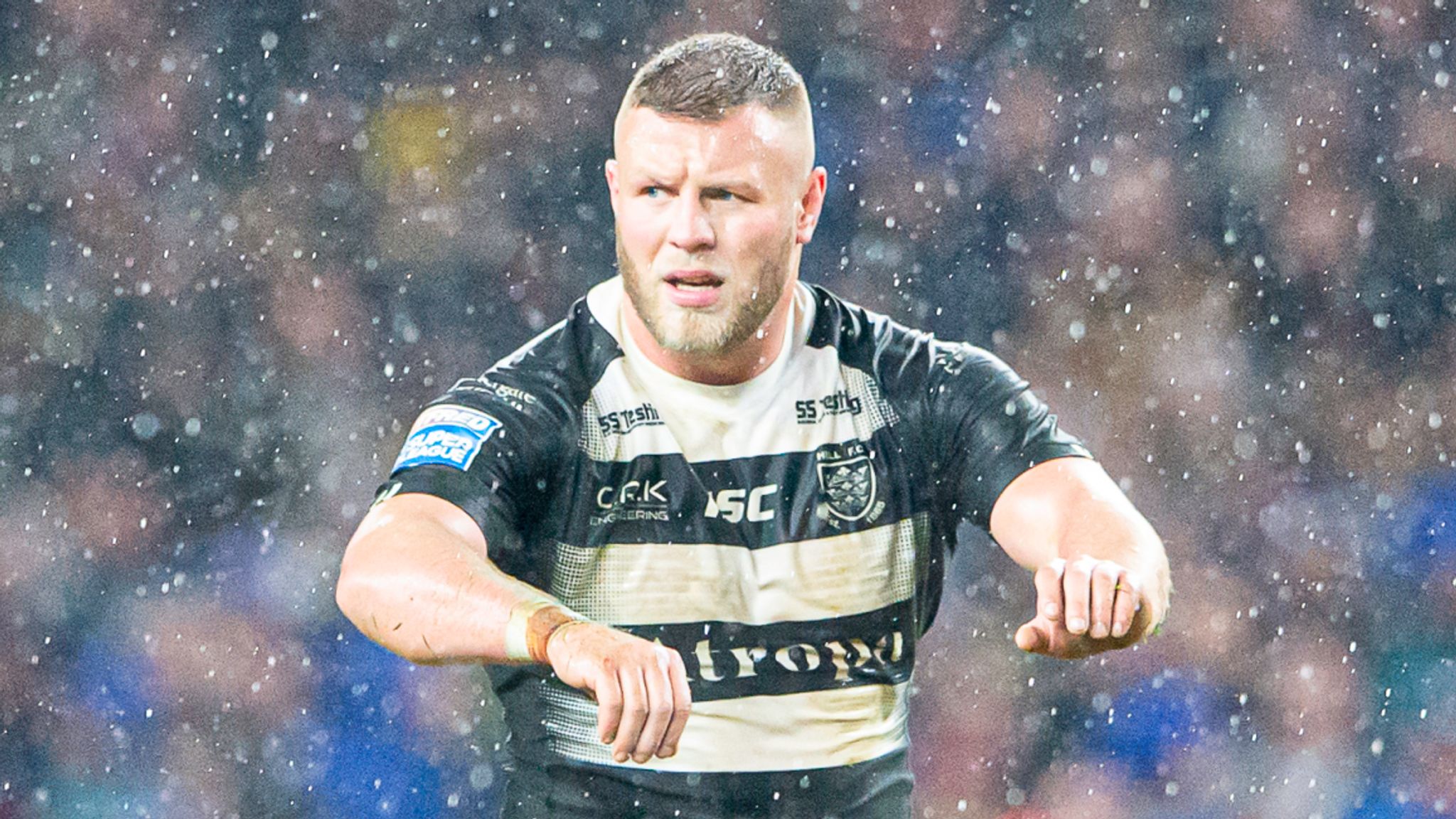 Josh Jones: Huddersfield Giants sign Great Britain forward from Hull FC ...
