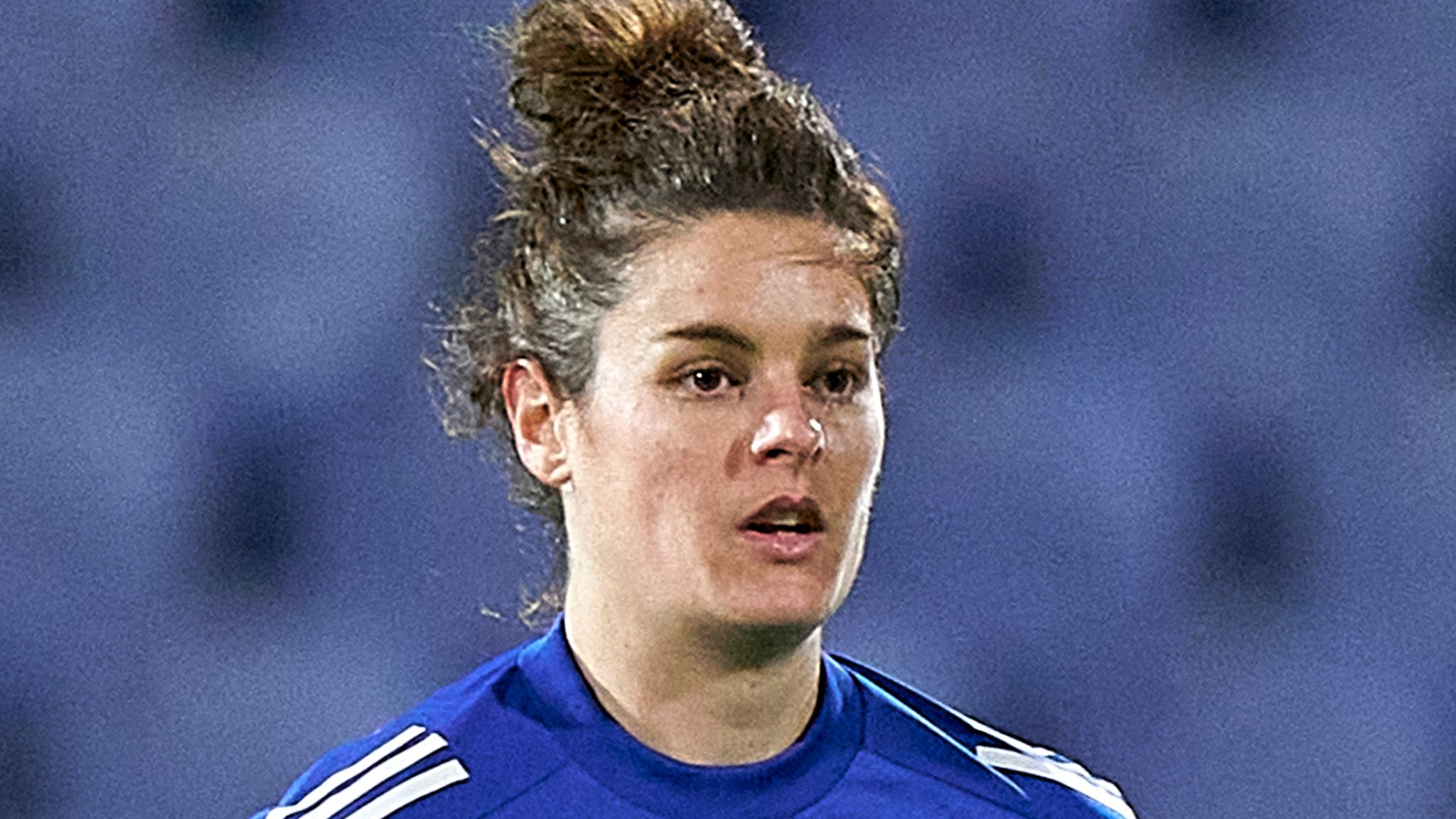 Jen Beattie: Scotland and Arsenal defender opens up on breast cancer ...