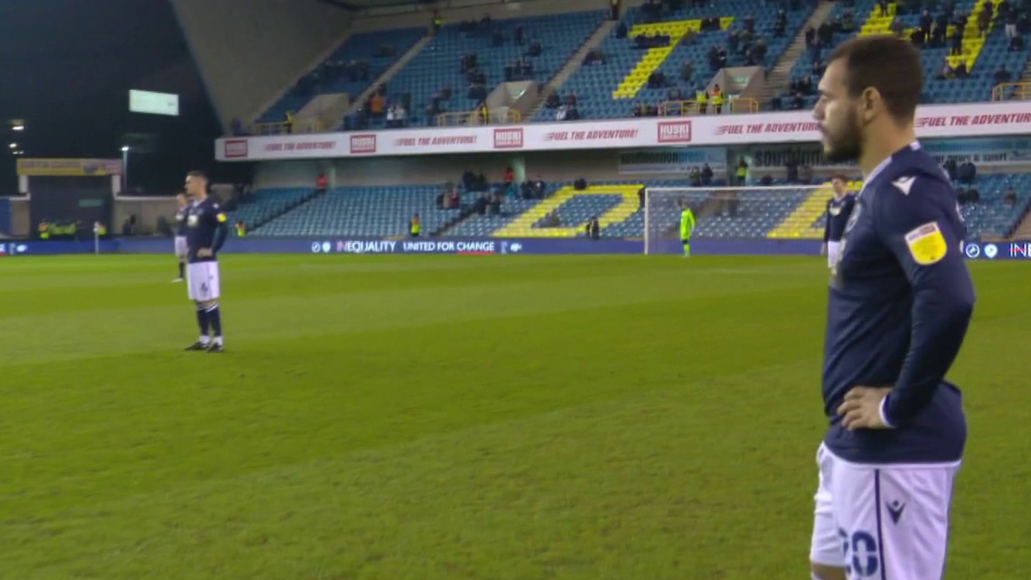Millwall vs QPR: Fans applaud as visiting players take a knee ...