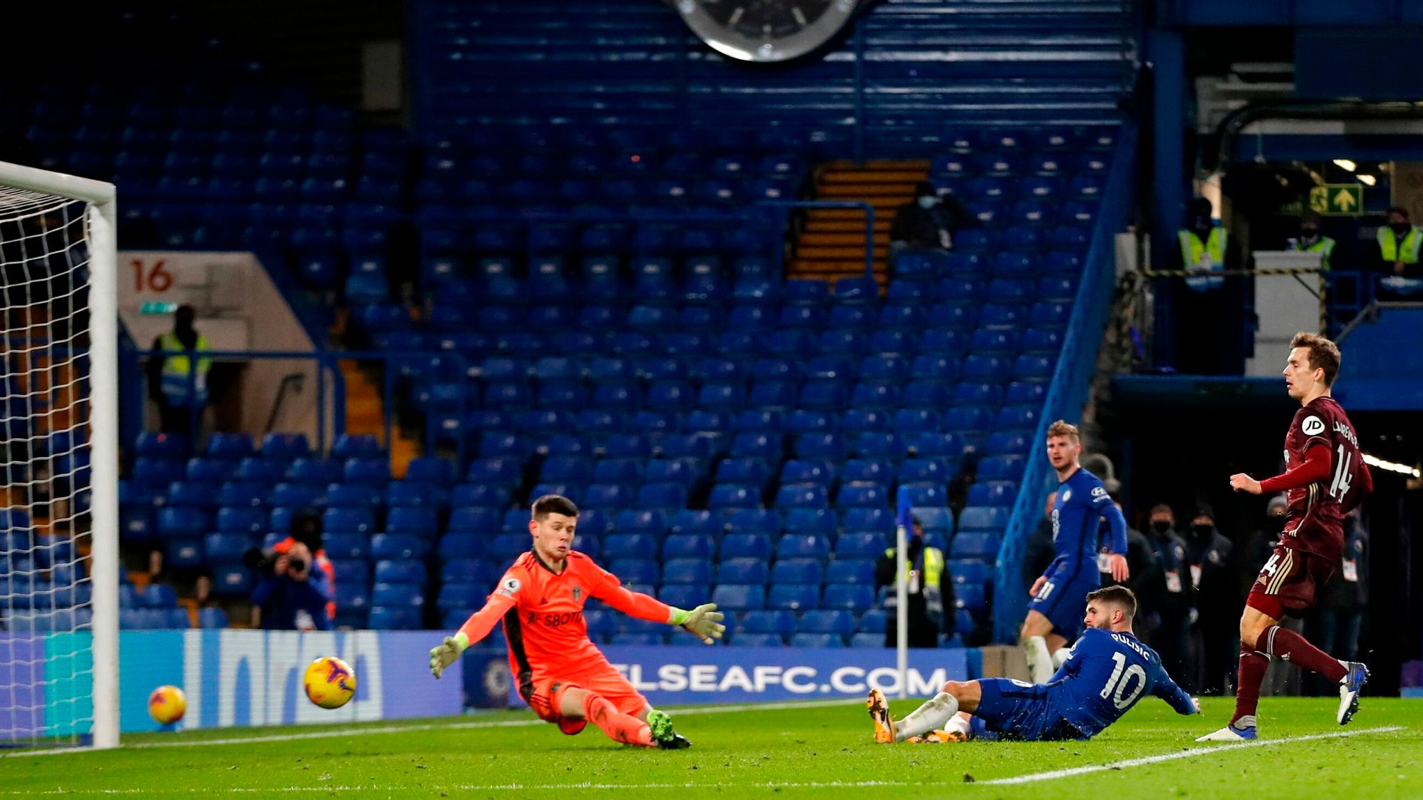 Chelsea 3-1 Leeds: Olivier Giroud, Kurt Zouma and Christian Pulisic ...