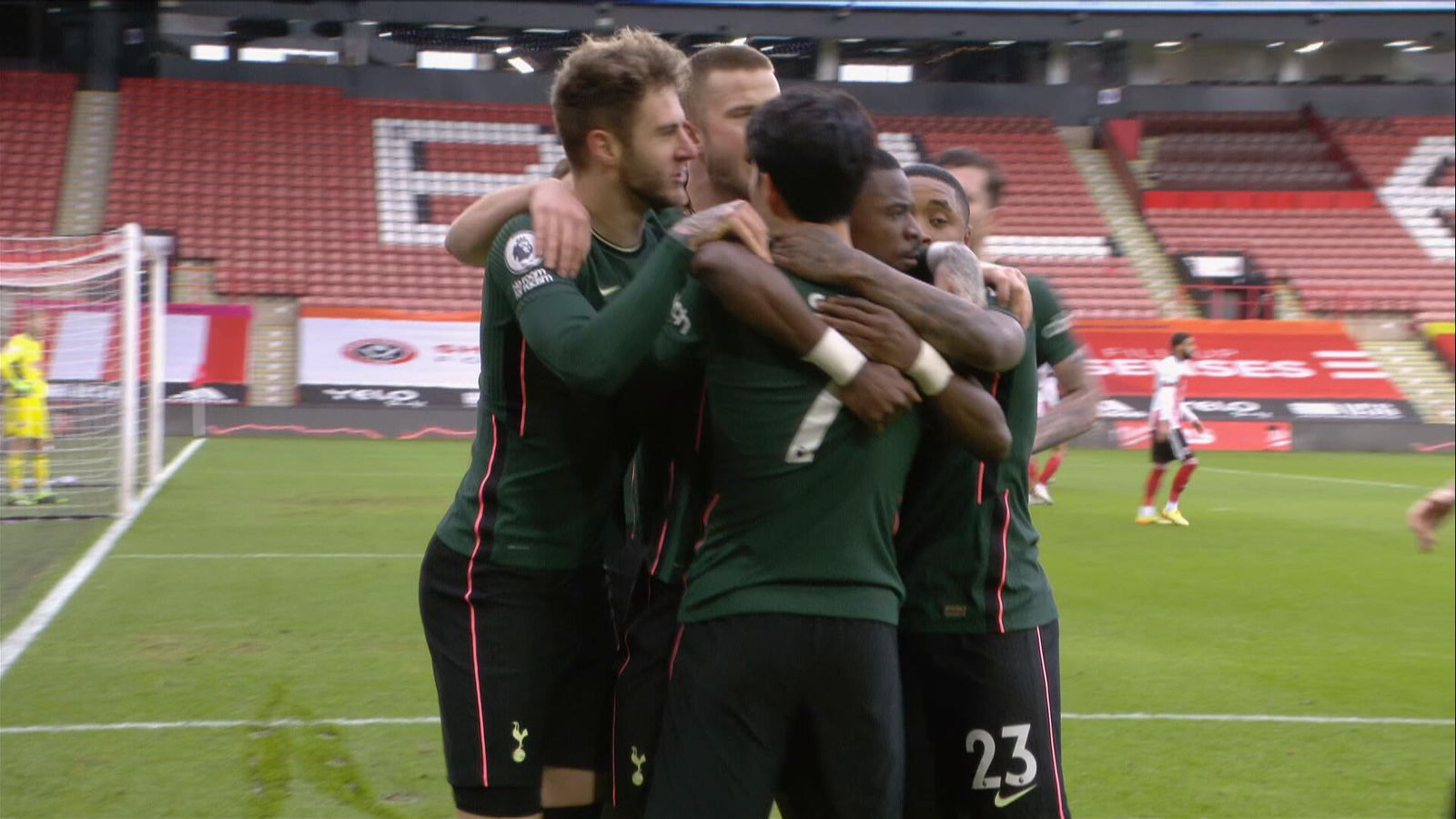 Aurier strikes early for Spurs | Football News | Sky Sports