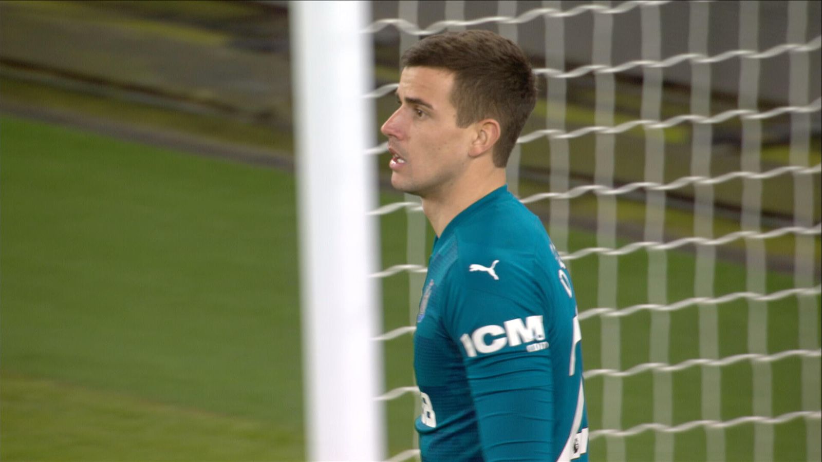 Brilliant save from Darlow! (47) | Football News | Sky Sports