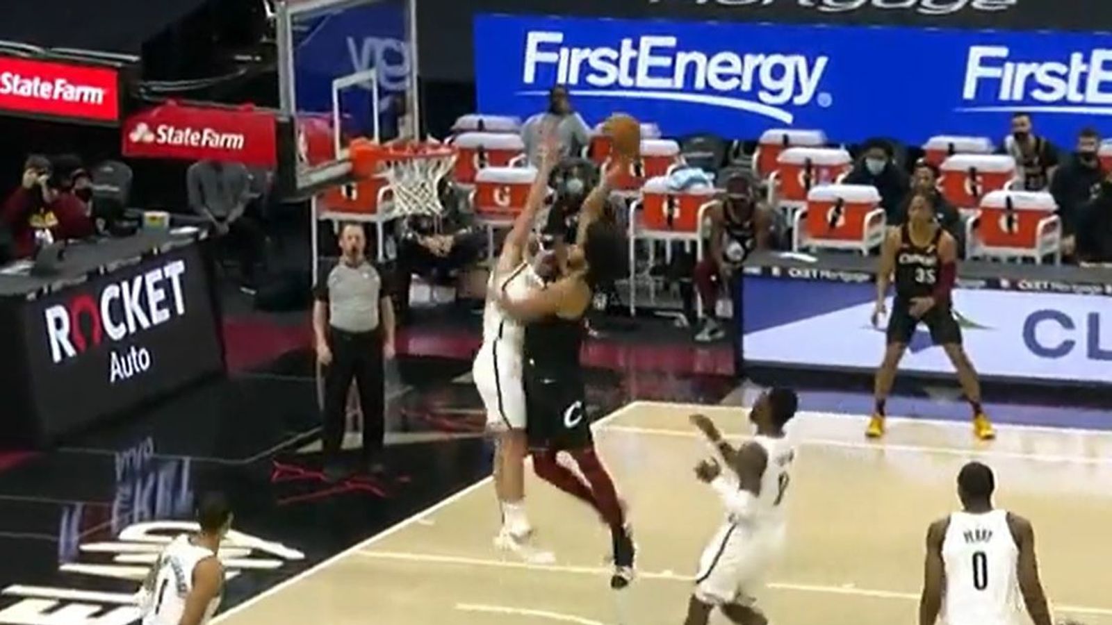 Allen with dunk of the night | NBA News | Sky Sports