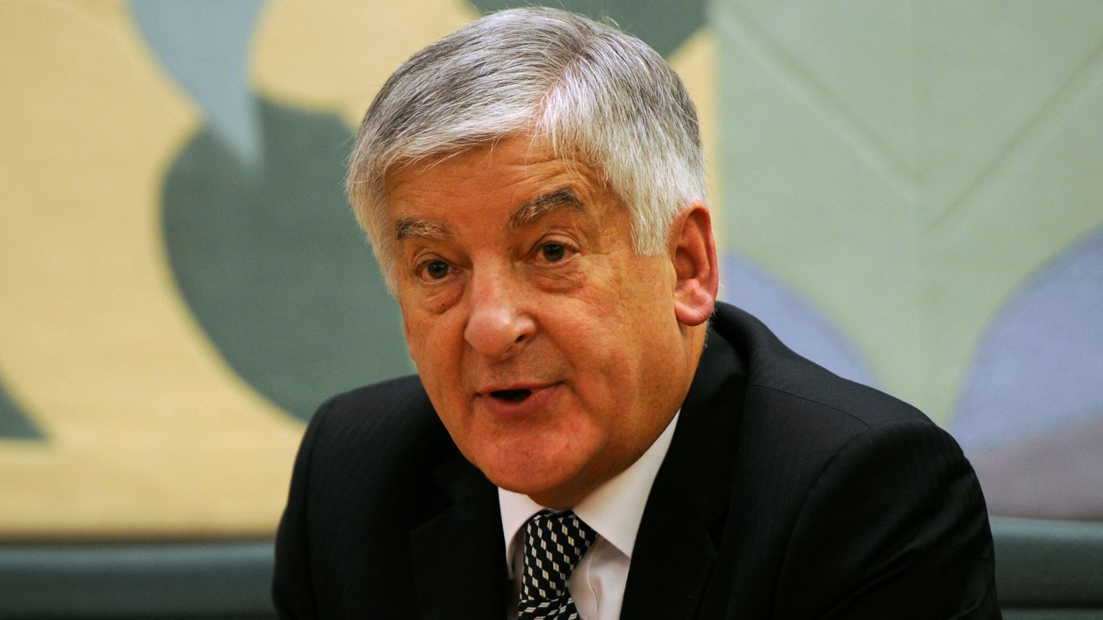 David Bernstein: Ex-FA chairman urges Oliver Dowden to make reforming ...