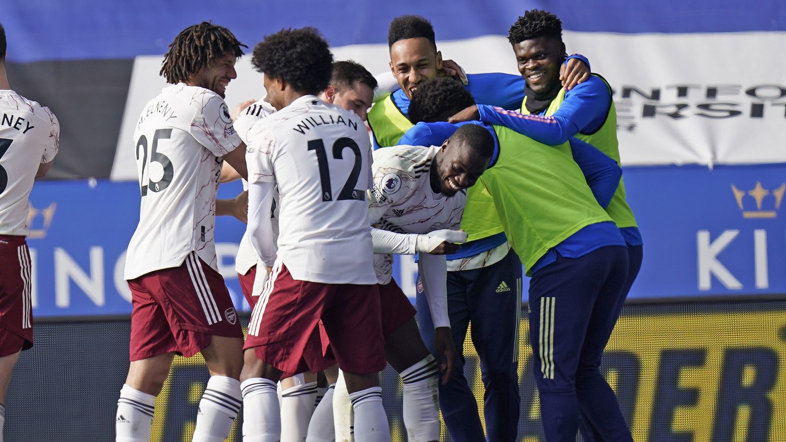 Leicester 1 - 3 Arsenal - Match Report & Highlights