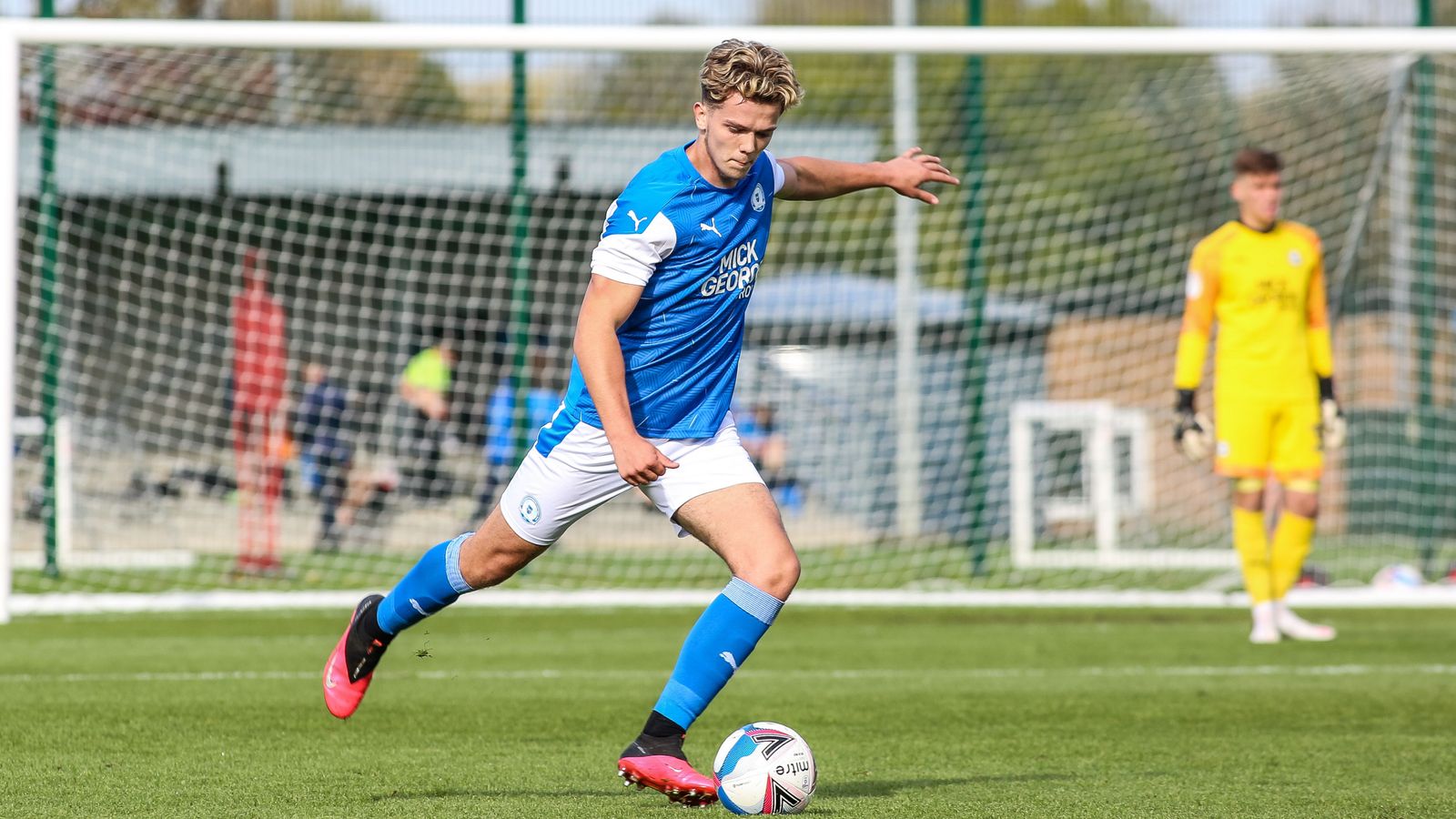 Career ended at 19 by heading ball - Bobby Copping's story | Football ...