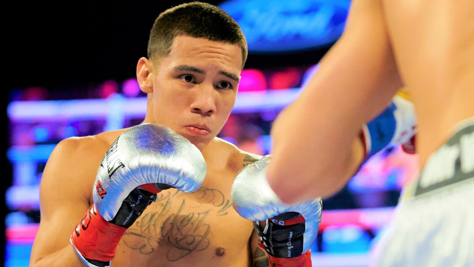 Oscar Valdez knocks out Miguel Berchelt to claim the WBC super ...