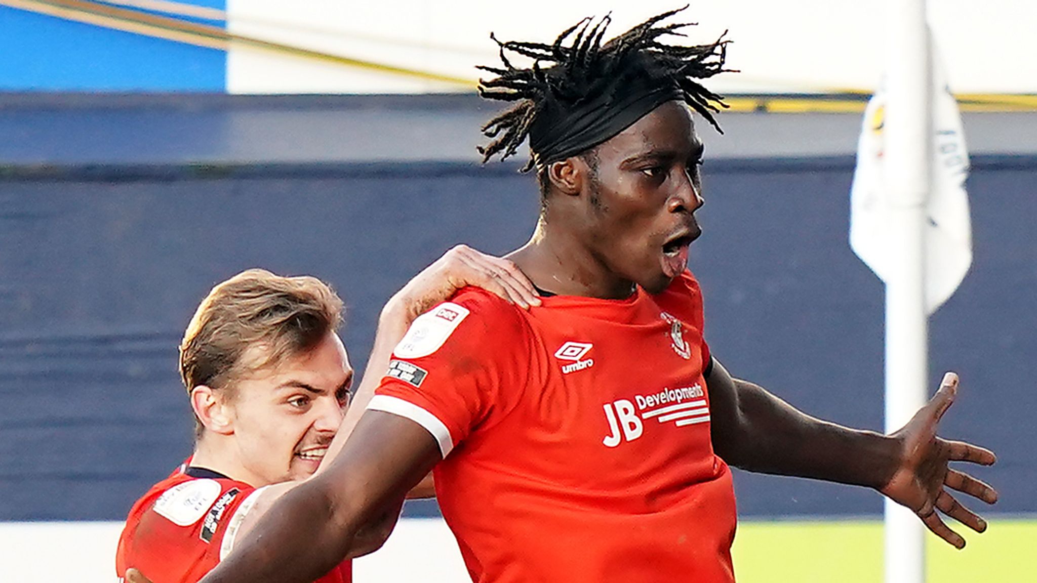 Luton 3 - 2 Sheff Wed - Match Report & Highlights