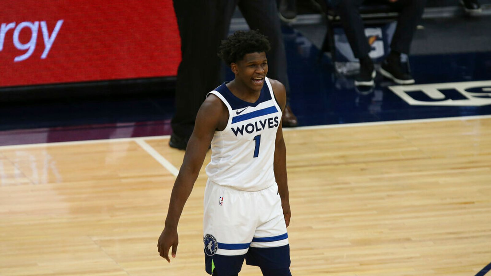Edwards hits career-high 34 in Timberwolves win | NBA News | Sky Sports