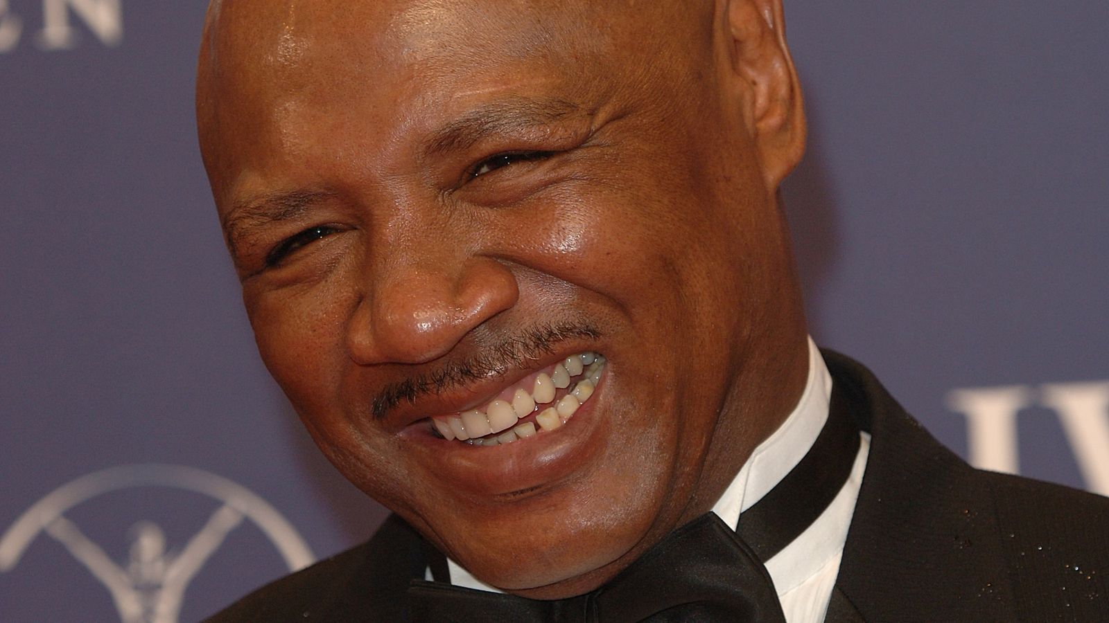 Marvin Hagler: Former undisputed middleweight champion dies aged 66 ...