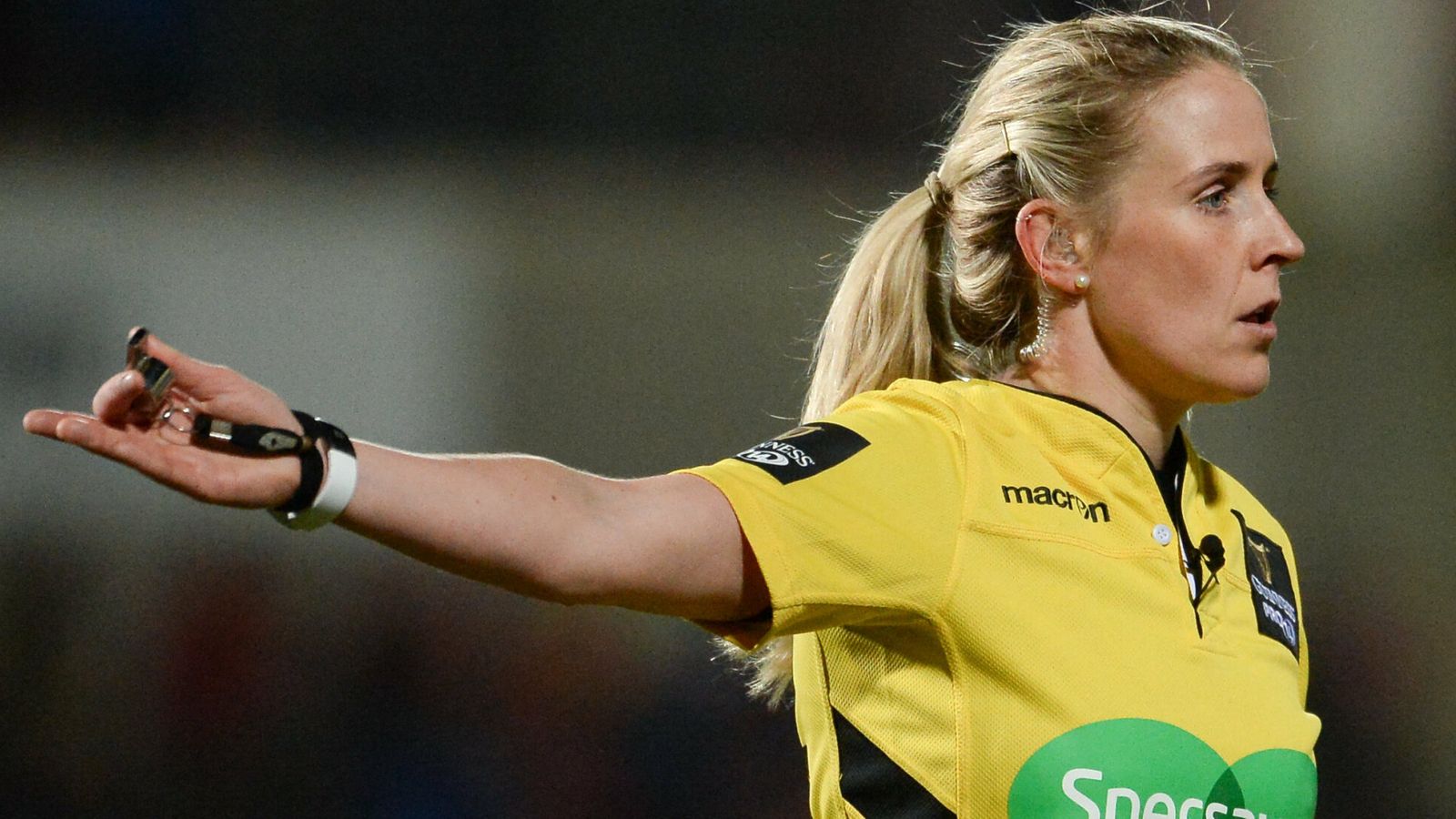 Hollie Davidson and Joy Neville set for referee and TMO roles in PRO14 ...