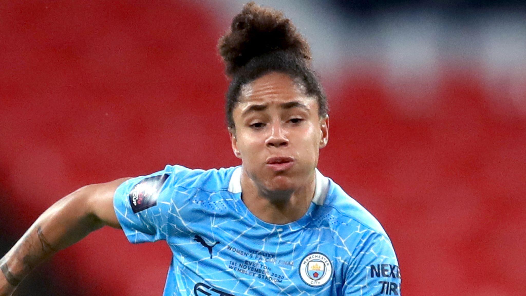 Demi Stokes: England international signs two-year contract extension ...